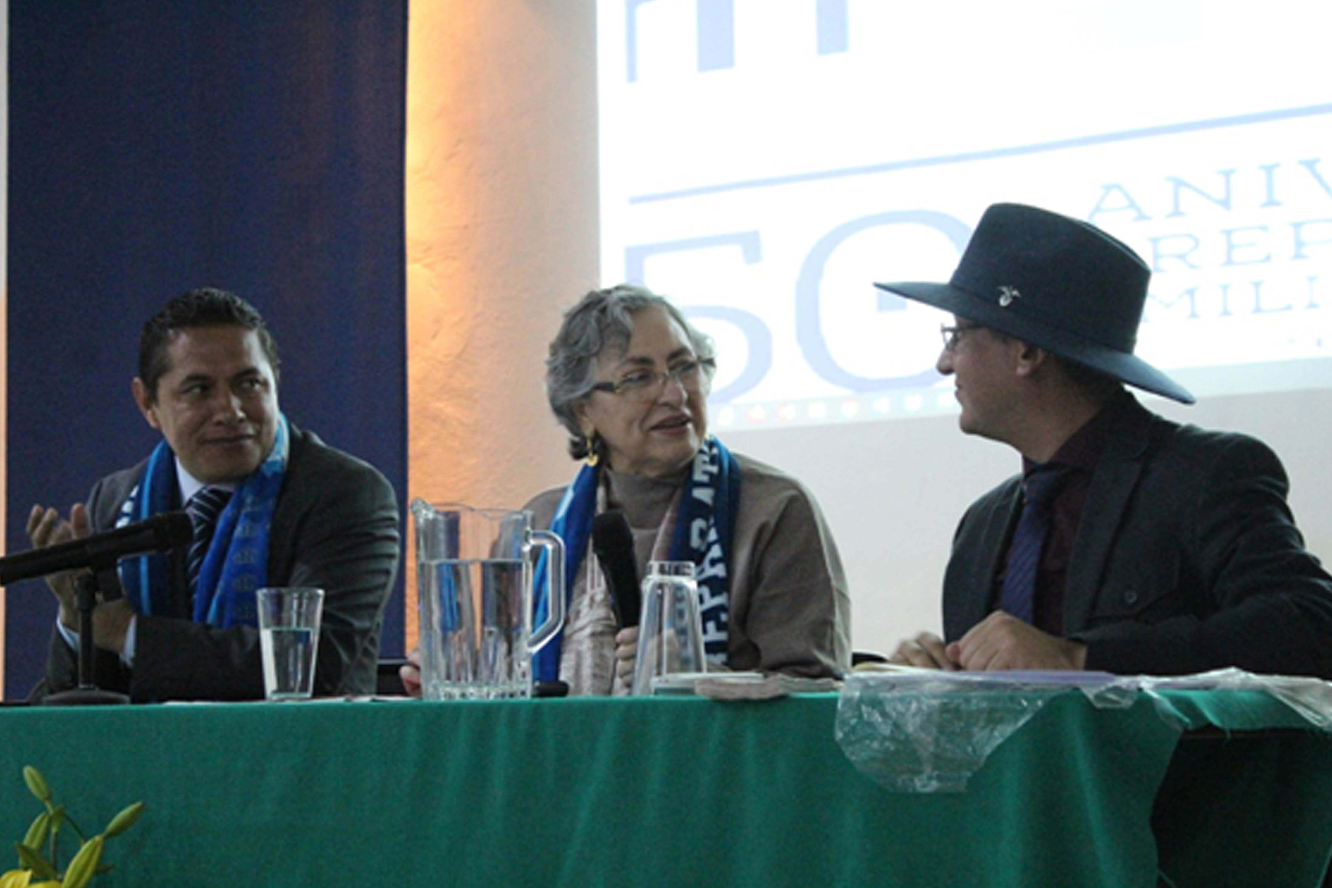 Se gradúan 456 jóvenes de la Preparatoria Emiliano Zapata y de su extensión en SMT | Boletines BUAP